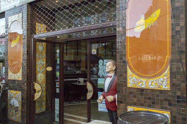 Café-Bar Nueva España: Un clásico en el corazón de Talavera - Cover ...