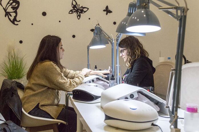 Esther Morato Nails, donde la elegancia se convierte en arte para tus ...