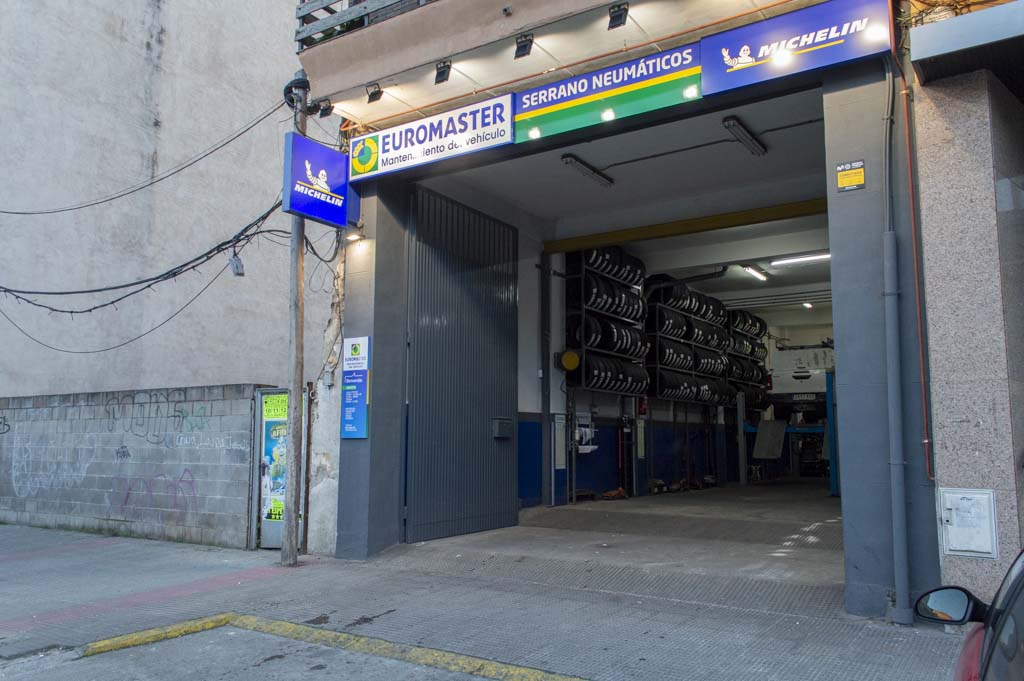 Euromaster Serrano: Taller especialista en mecánica rápida y neumáticos ...
