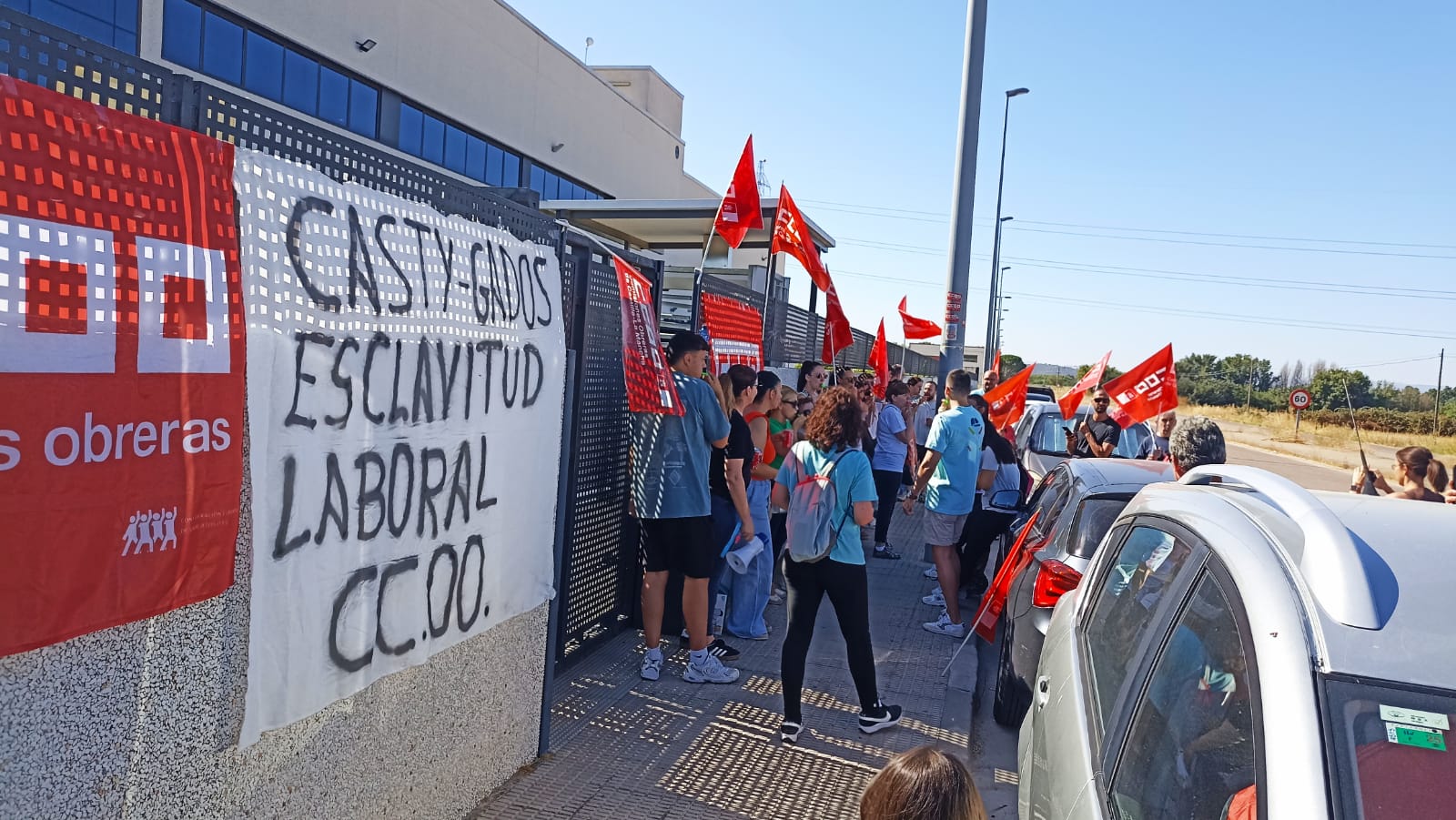 Lucha por condiciones laborales dignas en Helados Casty Talavera